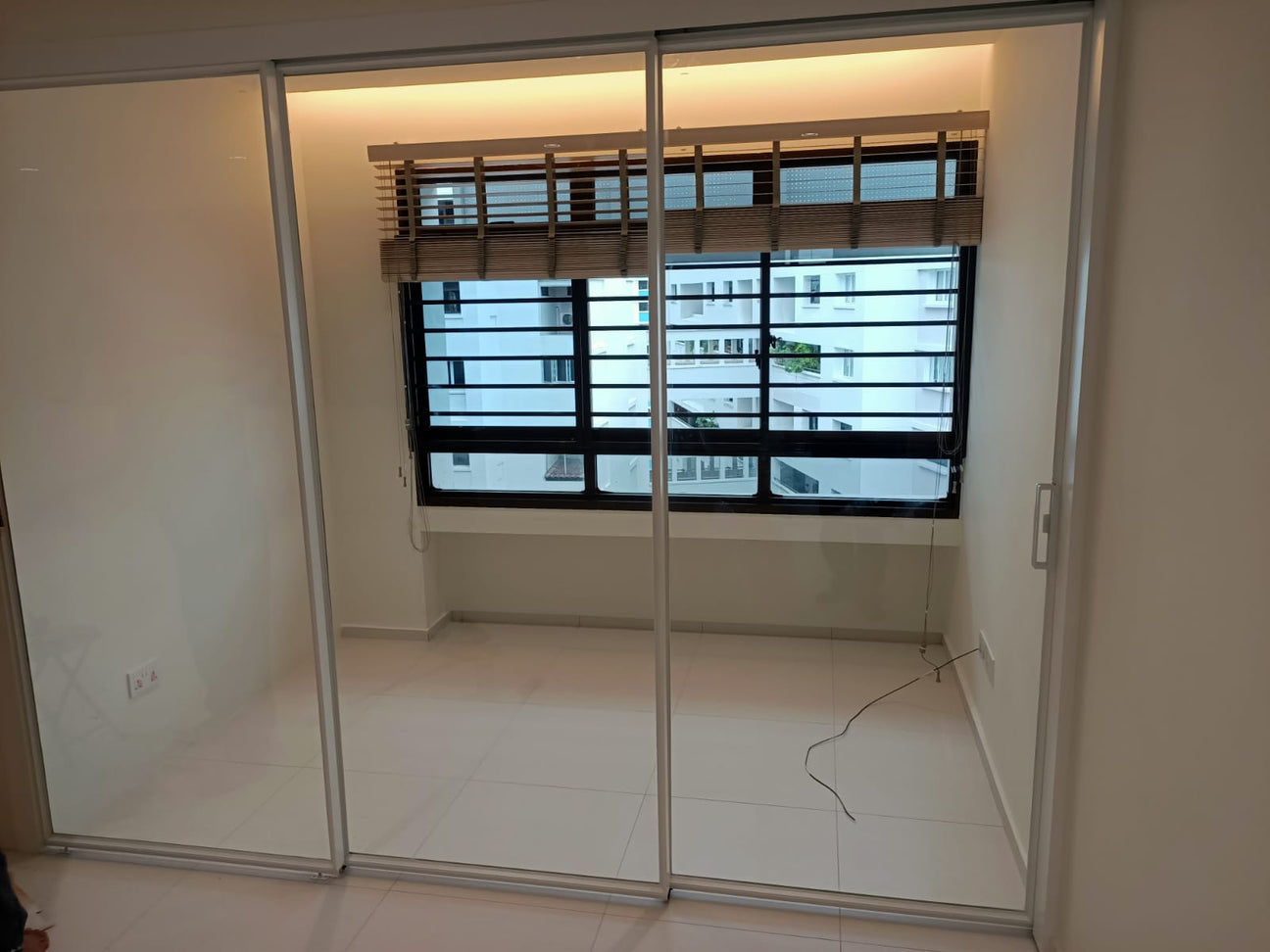 Synchronized Sliding Door – SG-Aluminium