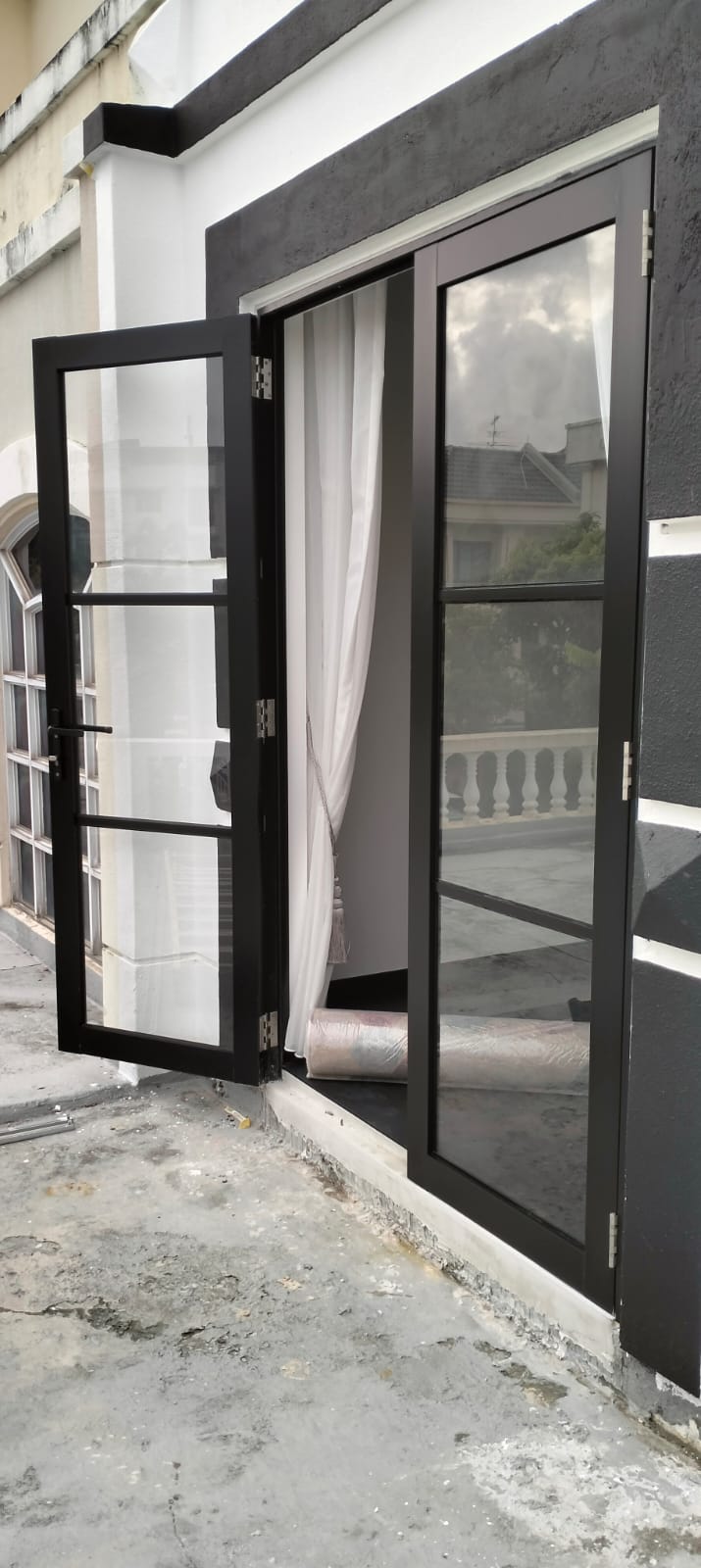 Discover SG Aluminium's Premium Aluminum Doors, Gates, and Windows | SG ...