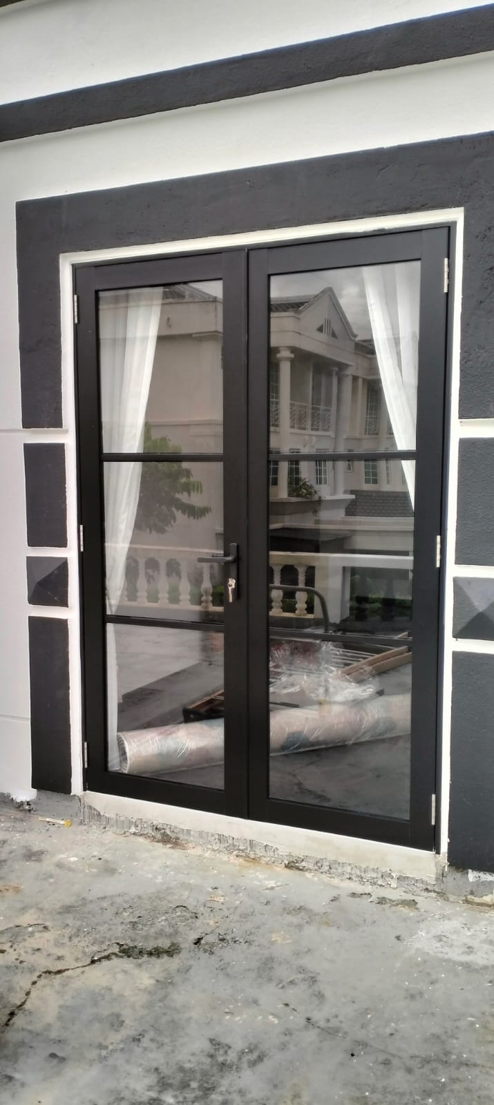 Discover SG Aluminium's Premium Aluminum Doors, Gates, and Windows | SG ...