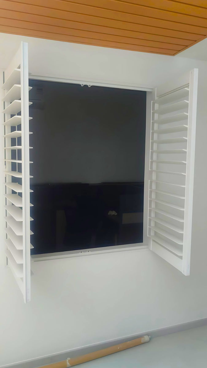 Louver Window: Adjustable Air & Light | SG-Aluminium
